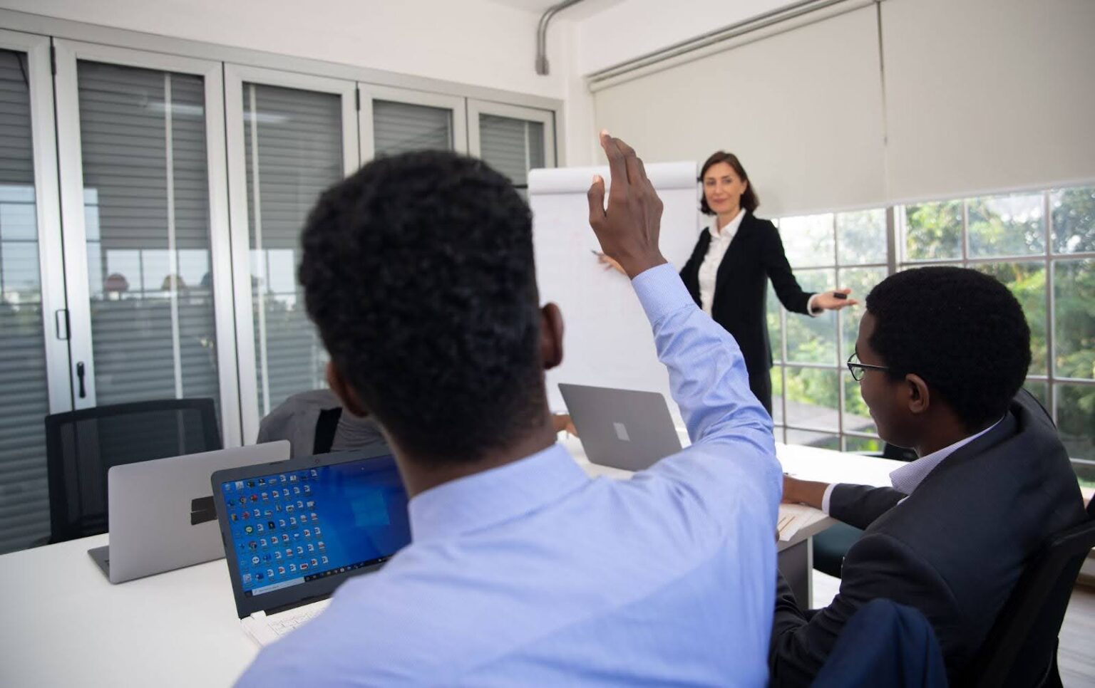 Security Guard Training [Guide] | Security Explorer